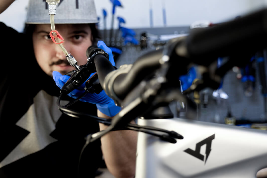 YT MILL Showroom | YT-Industries